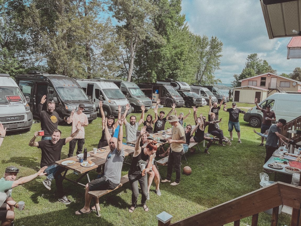 Un mini vanfest dans le Pontiac